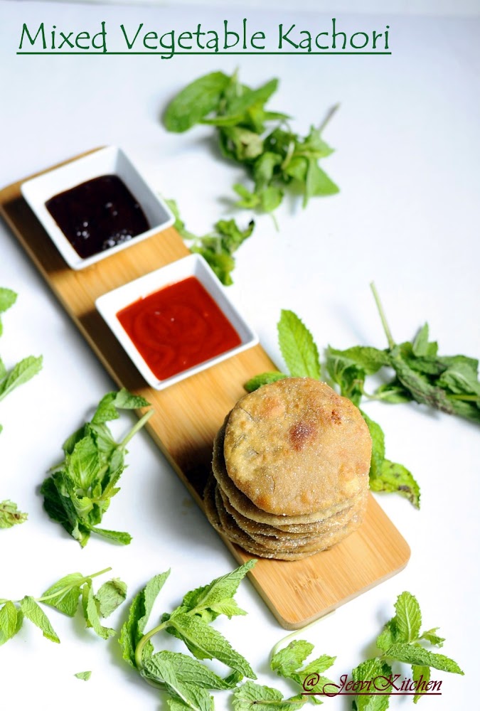 Jeevi Kitchen: Mixed Vegetable Kachori | Mixed Vegetable Stuffed Poori