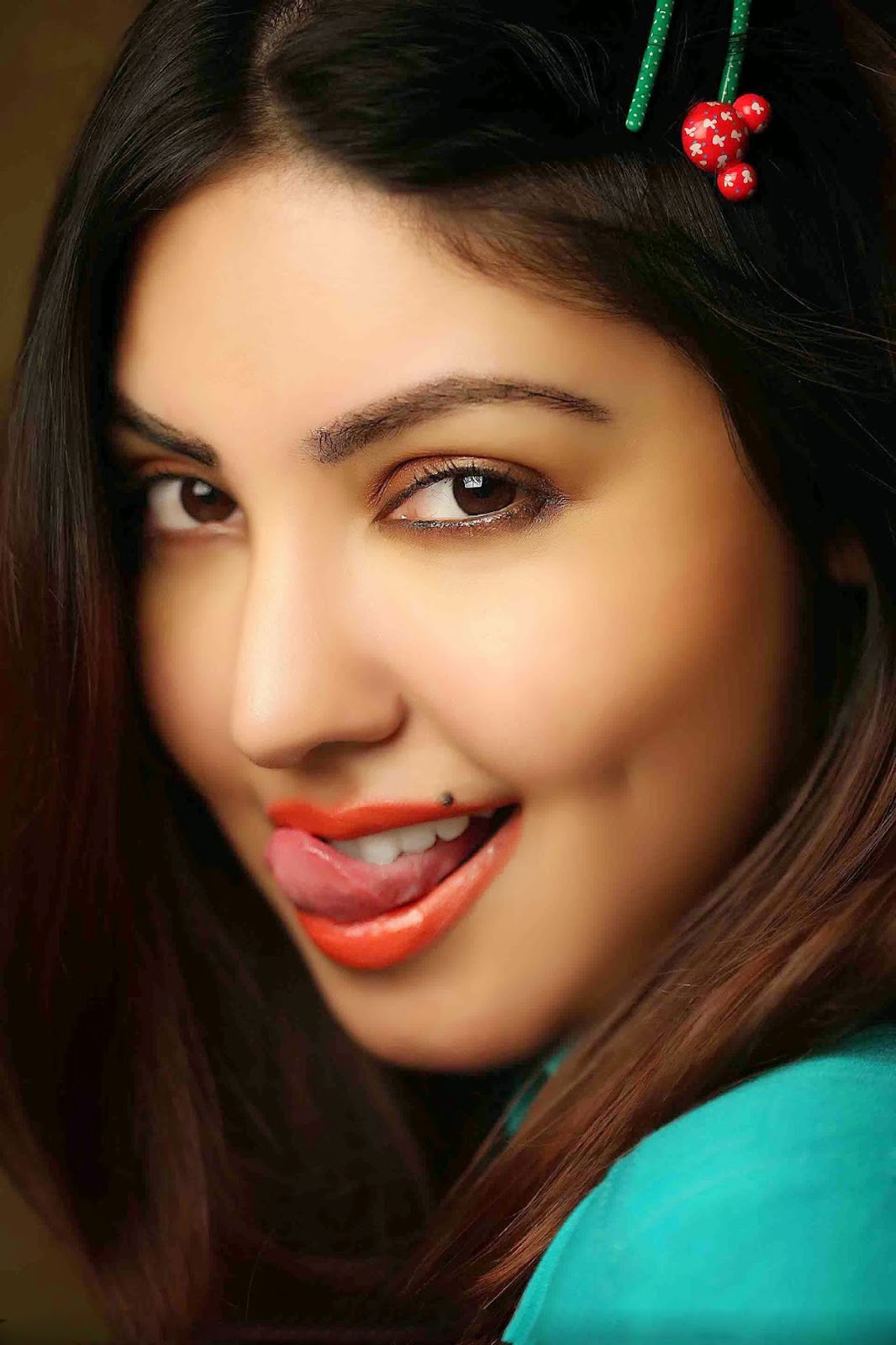 Komal jha blue dress cute hd photos | TV Biography