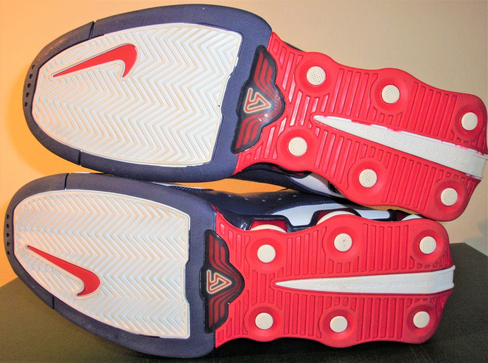 GreekSneakCollector: Nike Shox VC V