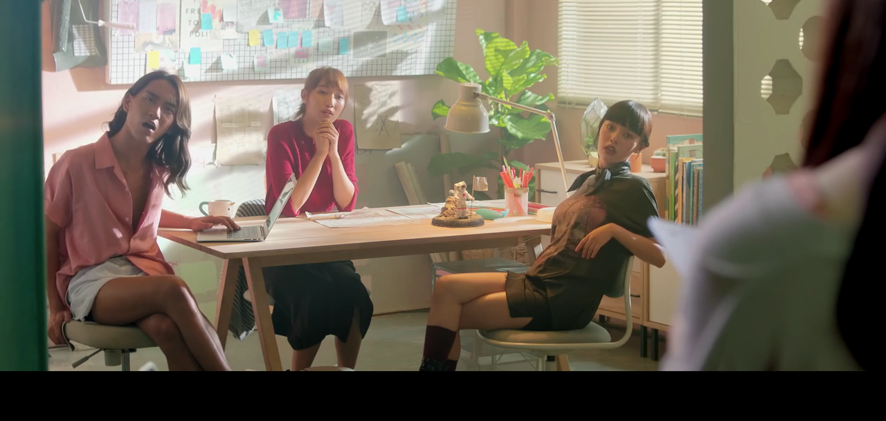 Farhana Jafri: Movie Review : App War