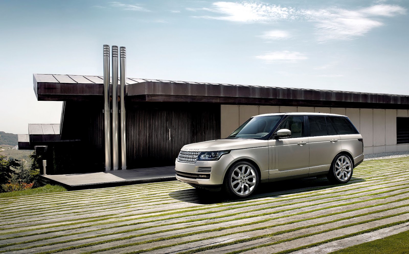 2013 RANGE ROVER FINALLY ROCKS UP! - Awesome Cars: 2013 RANGE ROVER ...