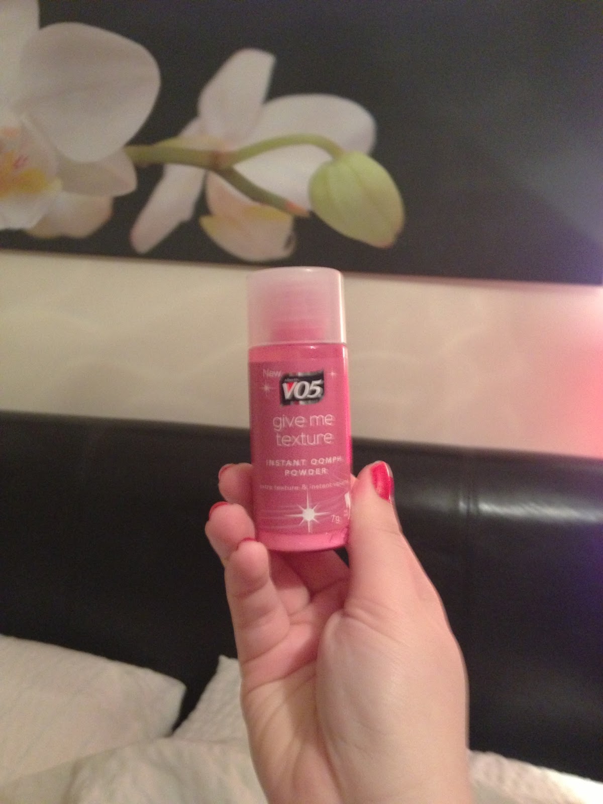 Red Lips & Leopard Print: VO5 Give Me Texture Instant Oomph Powder