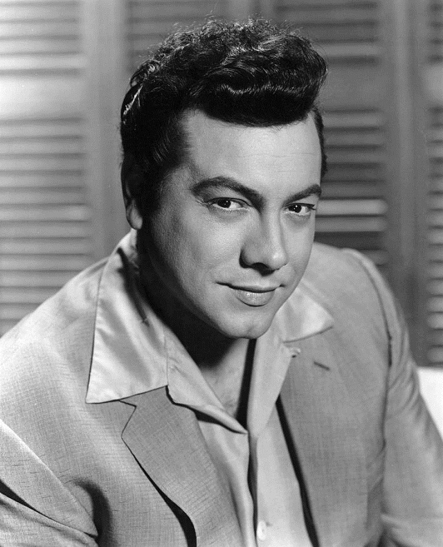 Museo LoPiù: Mario Lanza - Torna a Surriento