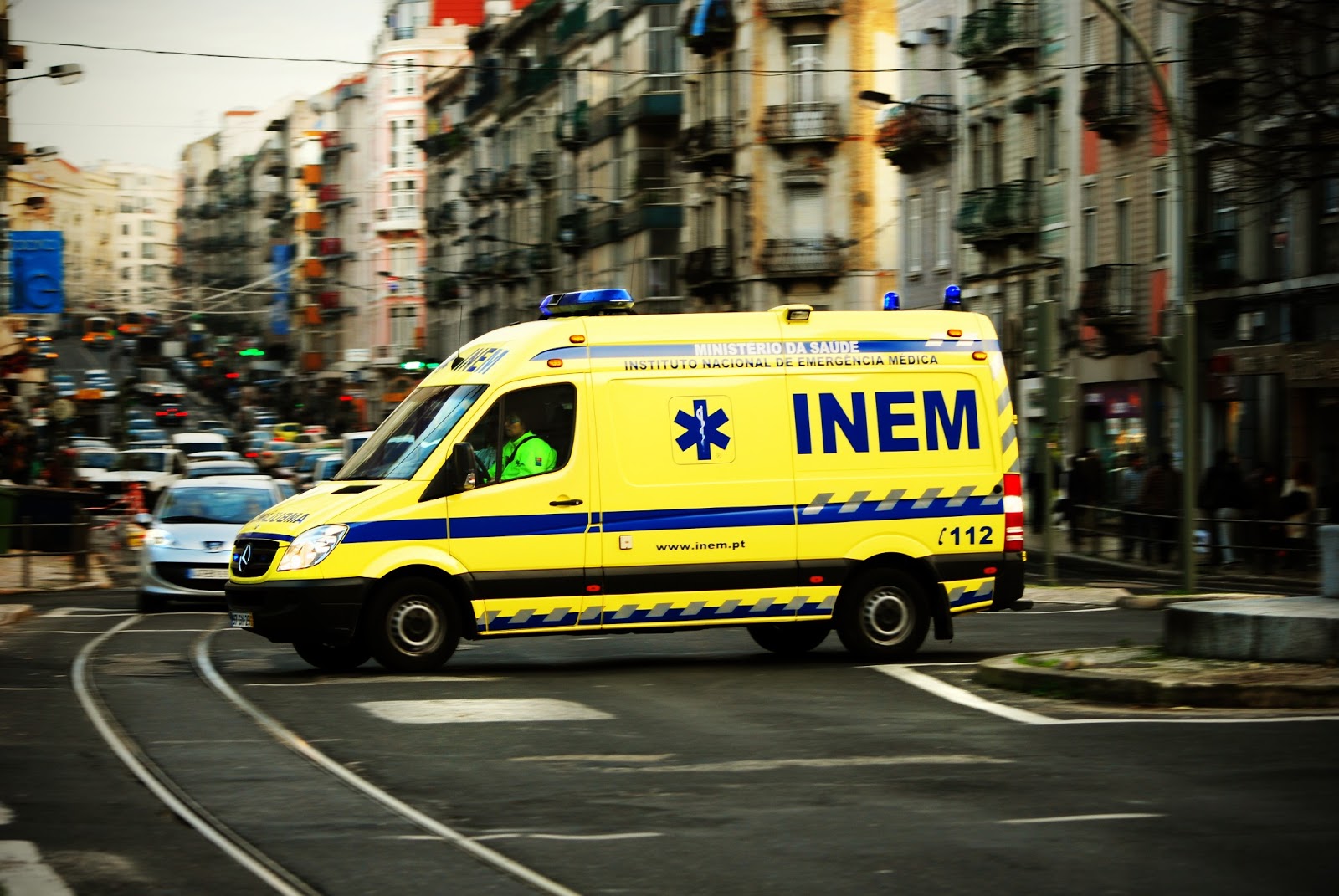 Um gesto simples que pode salvar uma vida: ligue 112 - Blog IA Farma