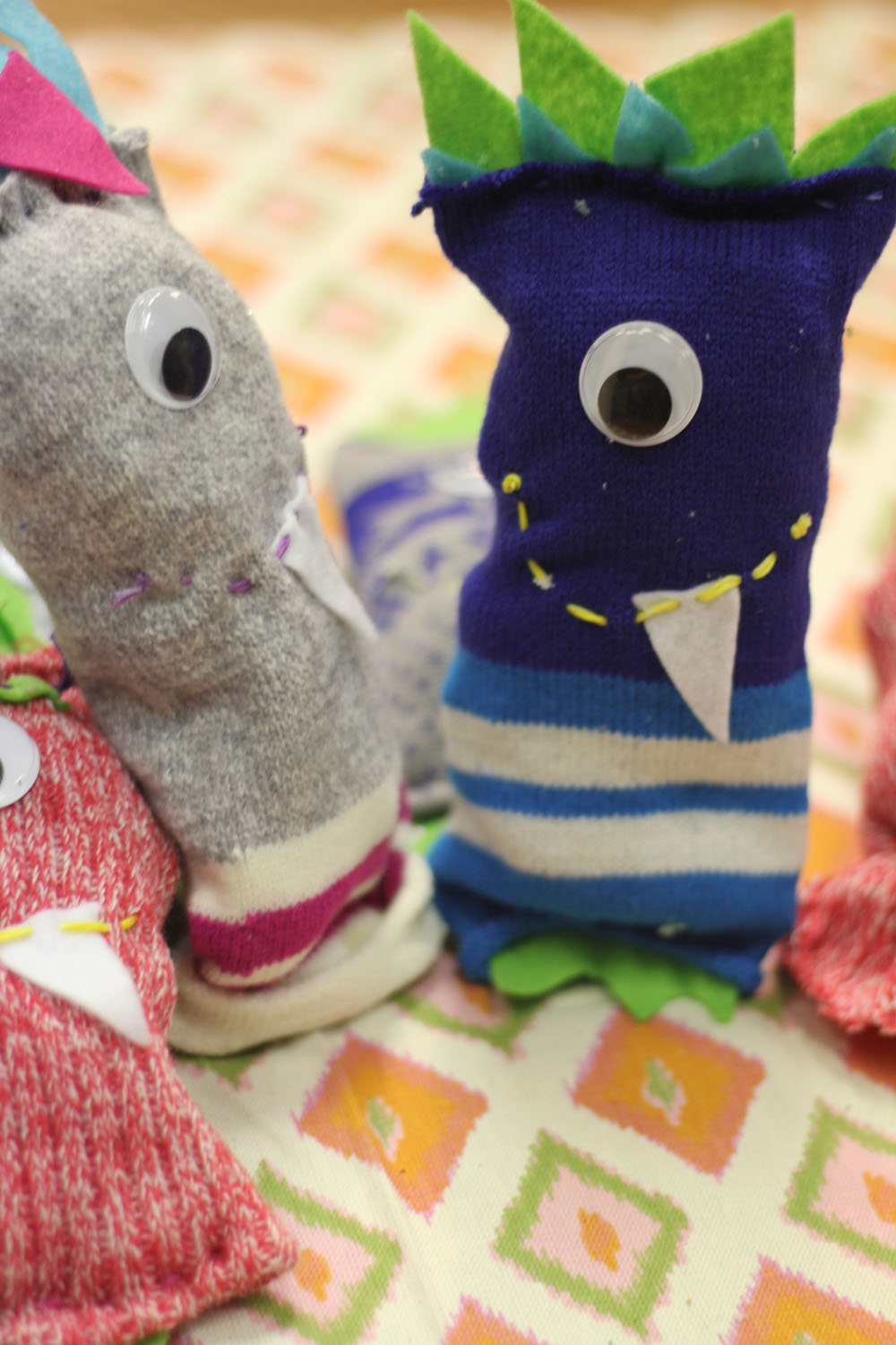 sassafras: sock monsters :: diy inspiration