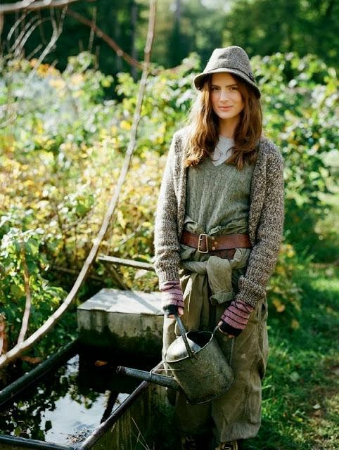 Kitab Fashion: Fashion Earthy / Natural