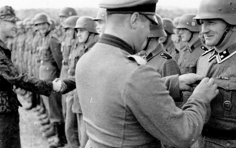 NAZI JERMAN: Foto 5. SS-Panzer-Division "Wiking"