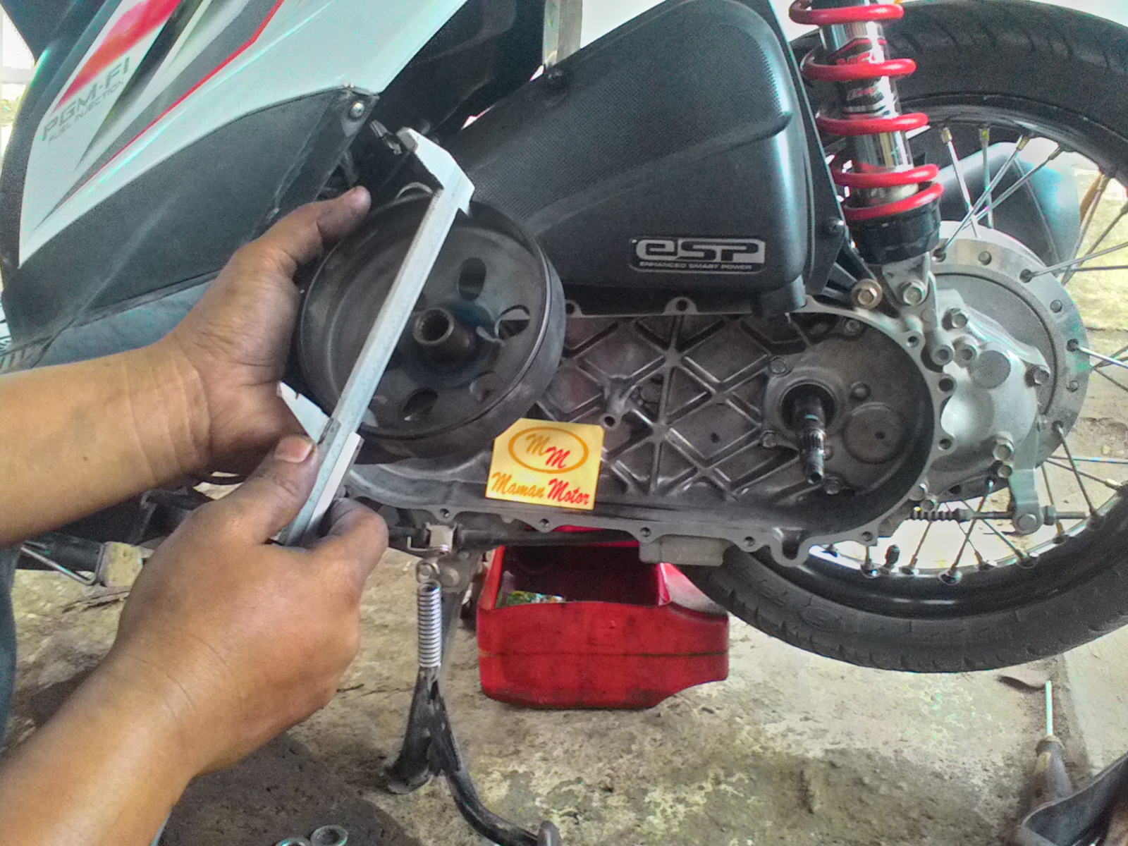 klinik Maman Motor - 0823-1766-6278: beat Injection bagian CVT