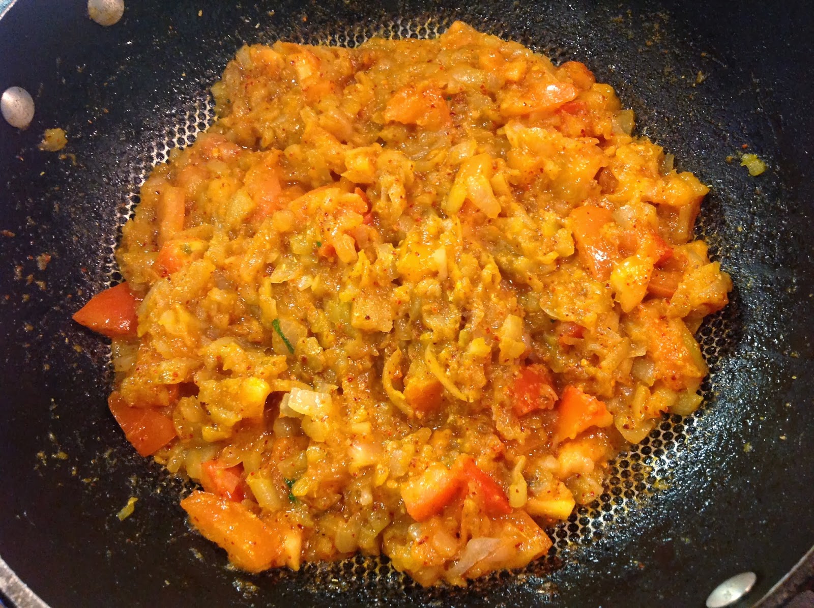 This Muslim Girl Bakes: Bhindhi (Okra Curry)
