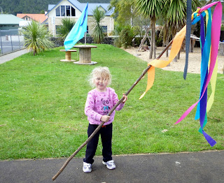 Mairtown Kindergarten: The possibilities of a stick