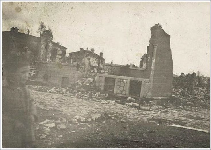 ΣΜΥΡΝΗ 1922 - Η καταστροφή της Σμύρνης μέσα από σπάνιες φωτογραφίες ...