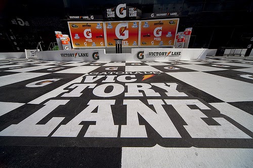 Behind the Wall: Chasing the Chase in 2014