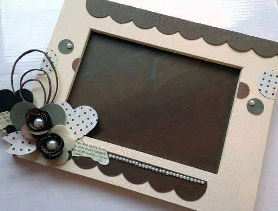 Contoh Frame Bingkai Foto Unik Gampang Dibentuk Berbahan Bekas - hiperficie