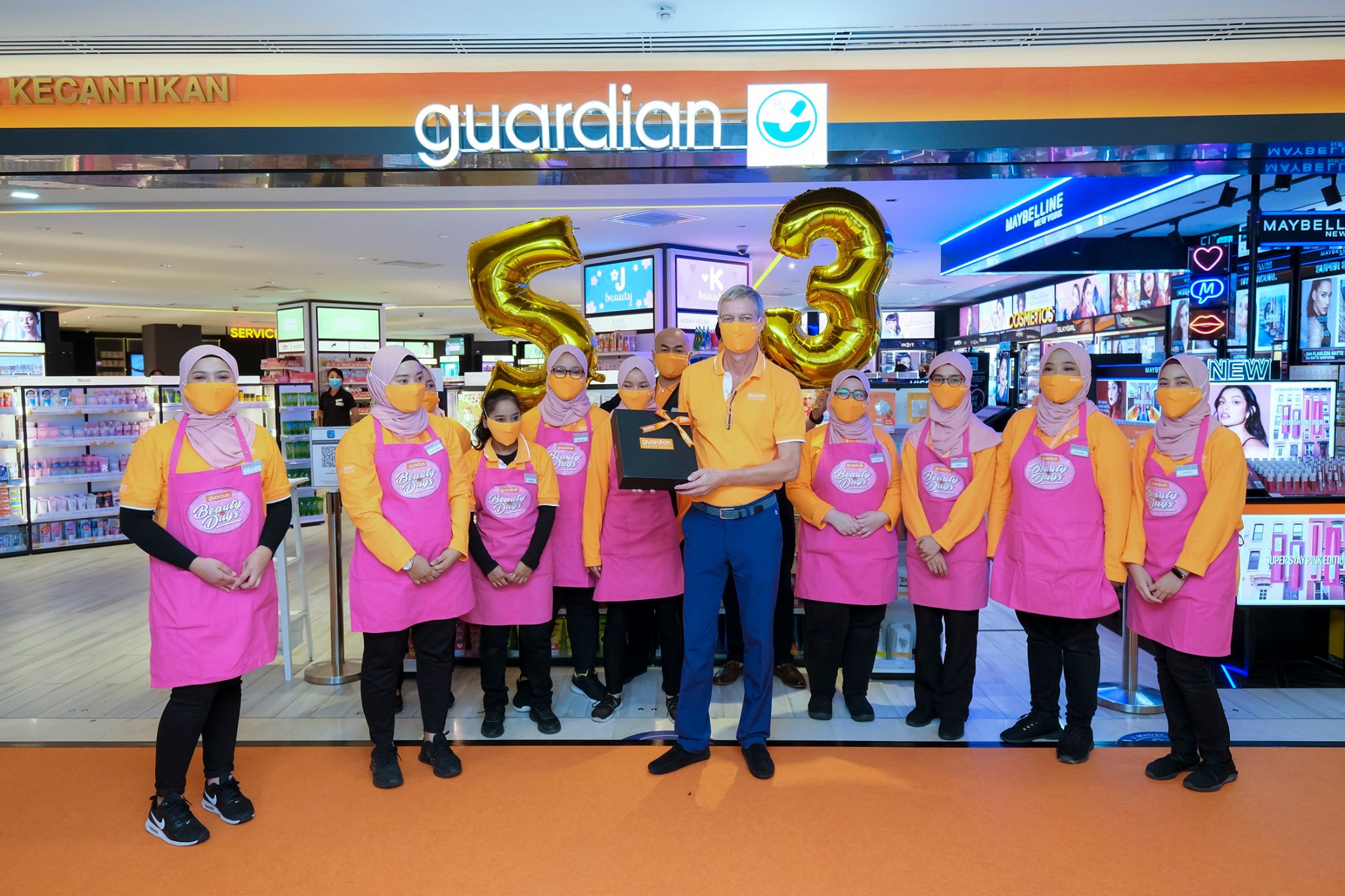 The Beauty Junkie - ranechin.com: Guardian Celebrates 53rd Anniversary ...