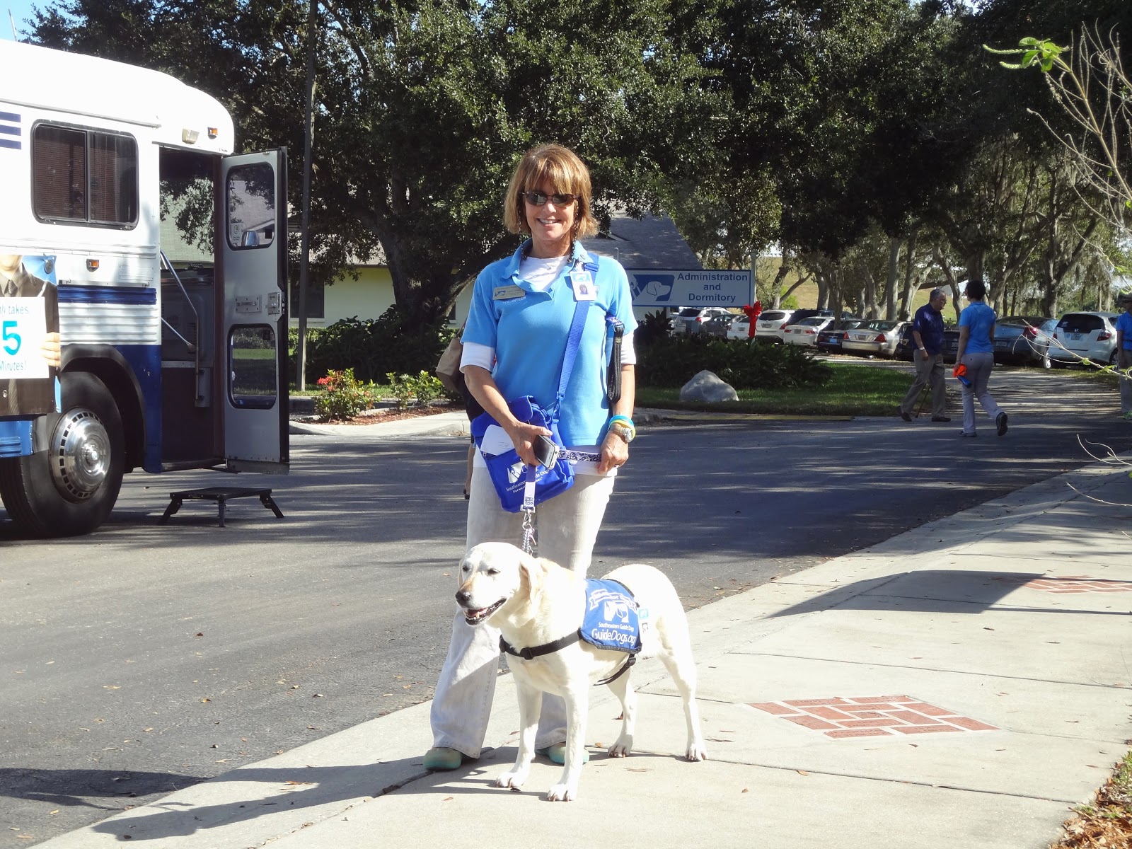 Bradenton Puppy Raisers: Southeastern Guide Dogs Holiday Open House
