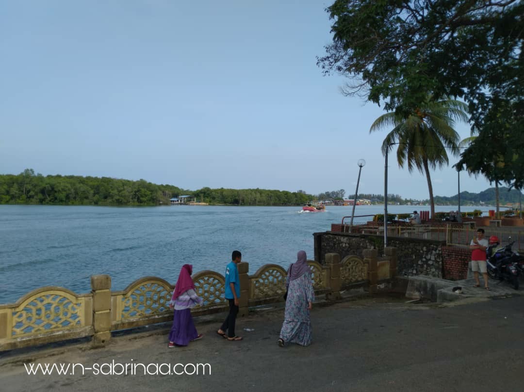 Pengalaman menginap di Hotel Riverine Garden, Chukai Kemaman - Catatan ...
