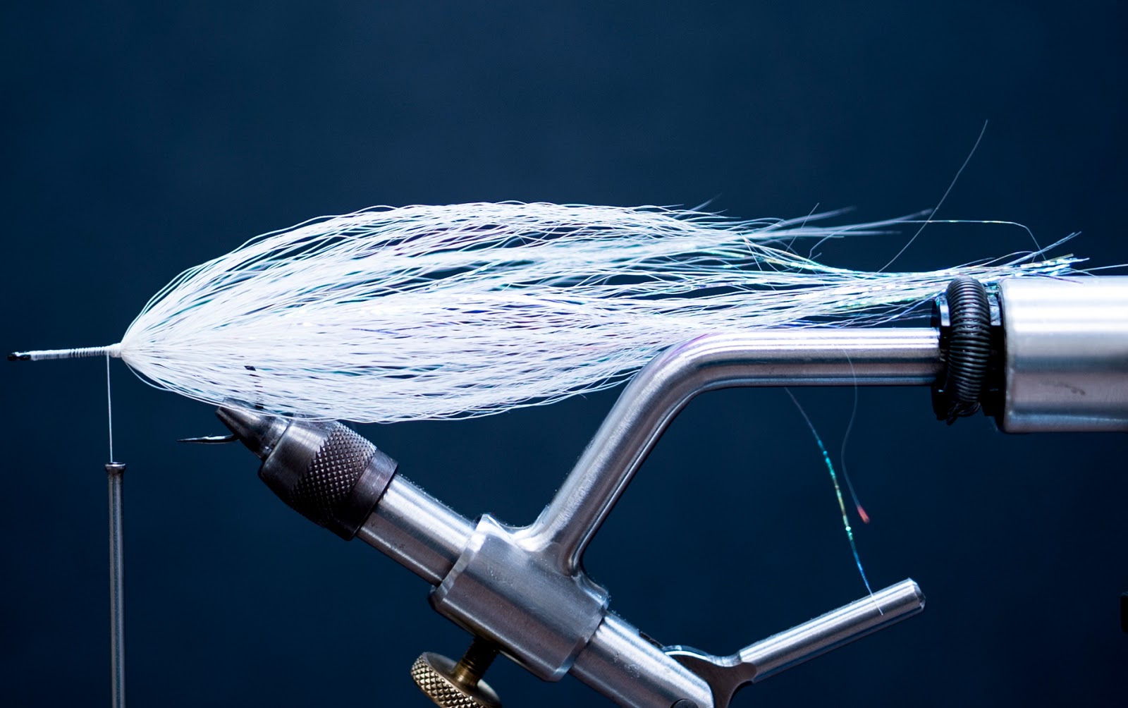 Mad River Outfitters: Fly Tying- The Hollow Fly- "Sexy Shad"