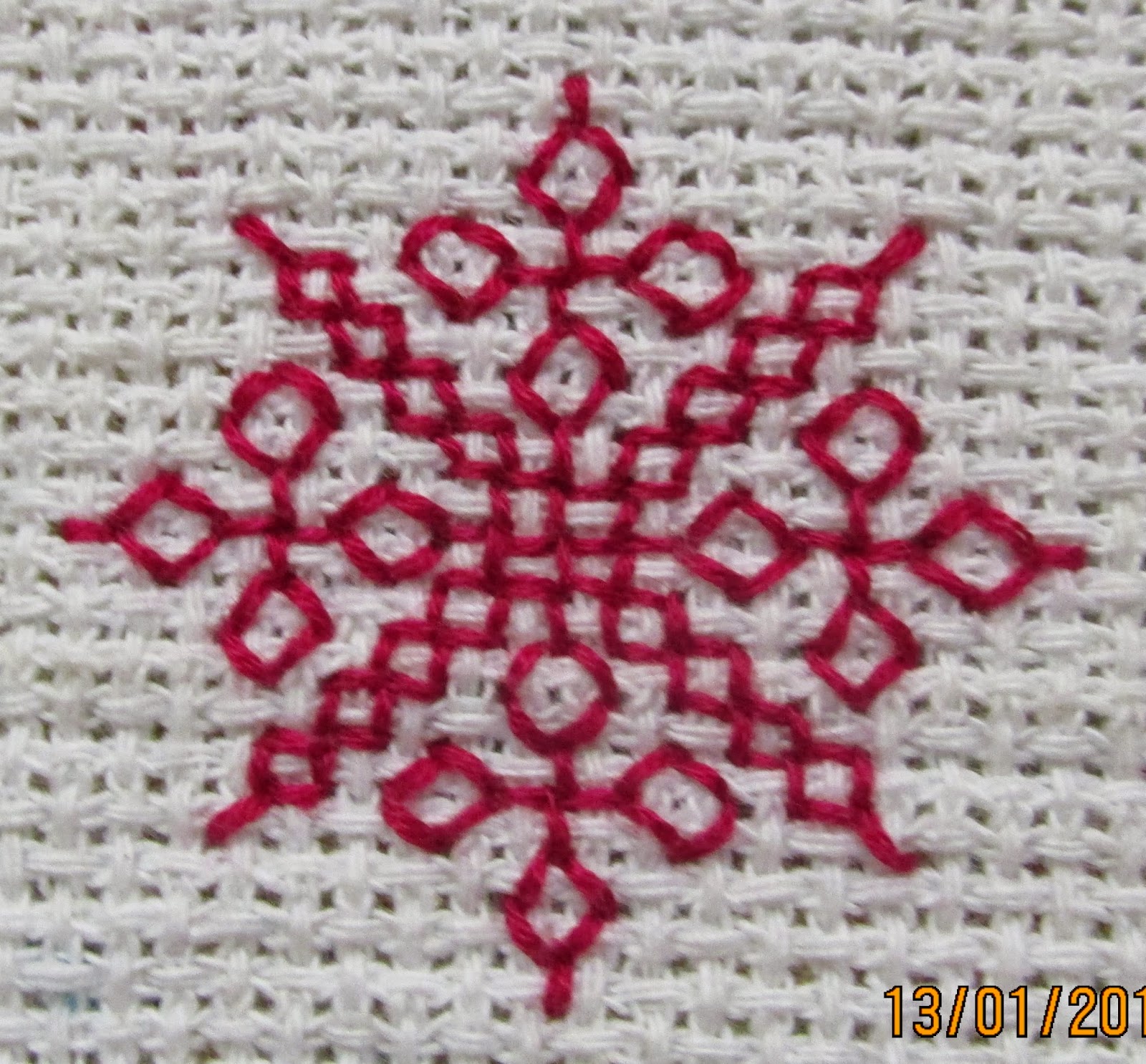 MY CRAFT WORKS: Kasuti Embroidery Table cloth - New start