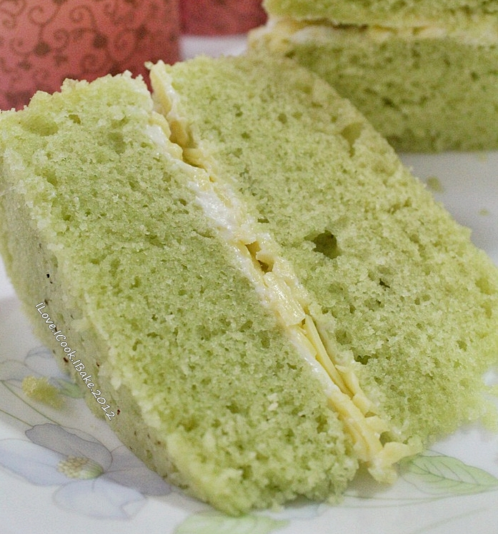 I Love. I Cook. I Bake.: Steamed Pandan Cheese Layered Cake