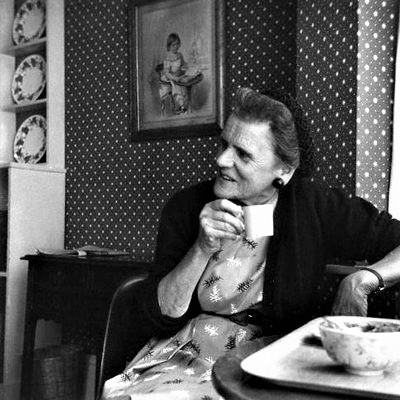 The Passing Tramp: Poetry Corner in the Murder Room: Agatha Christie ...