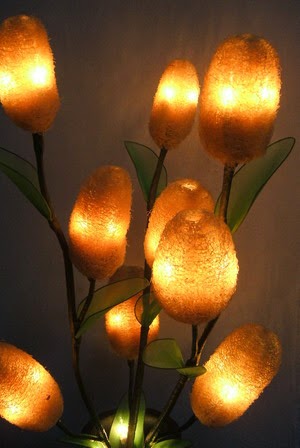 Dutchy>>>>BIO: ศิลปะสู่การออกแบบโคมไฟ