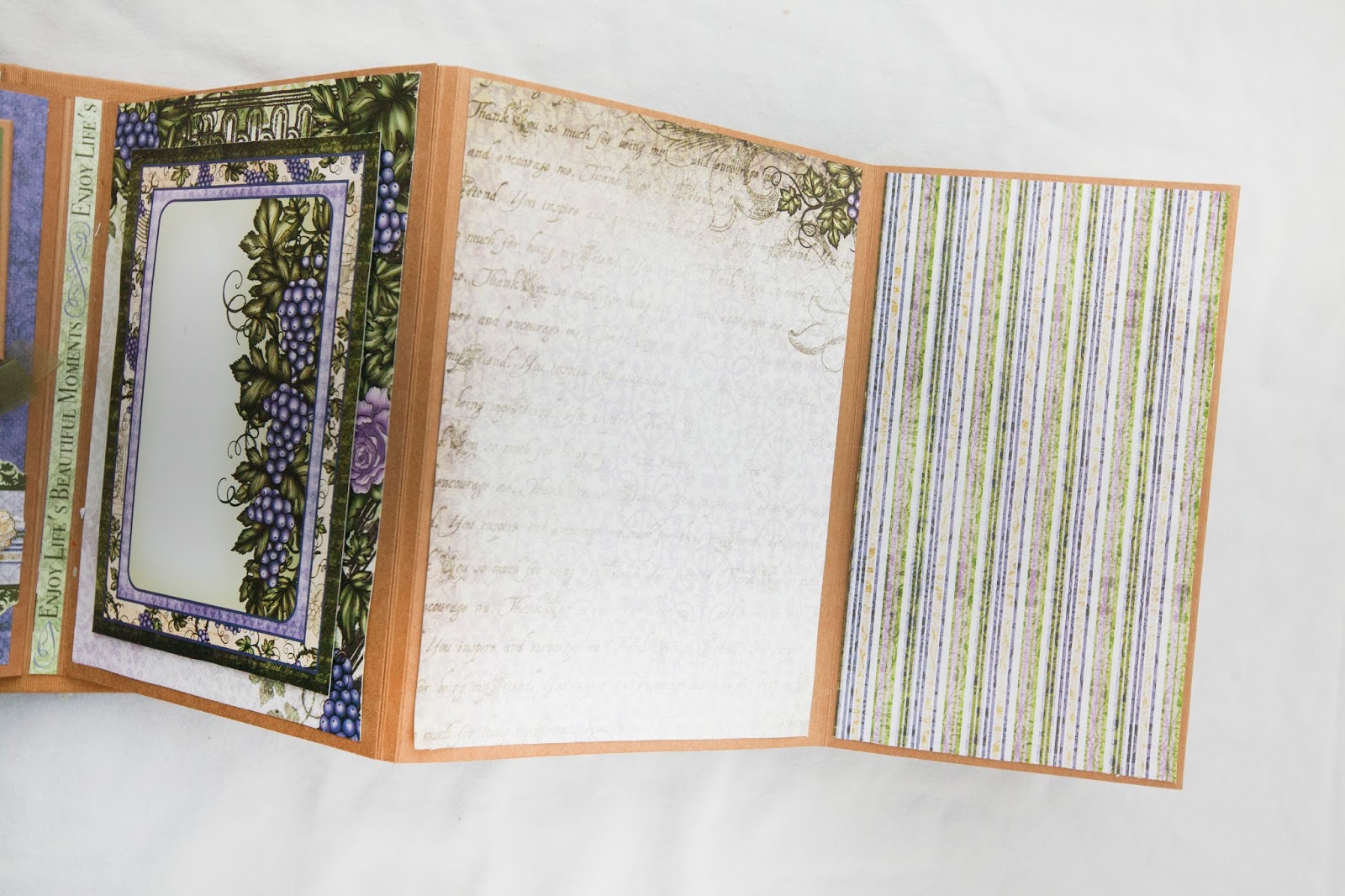 Leisha's Blog: Flip Fold album with Heartfelt Creations.