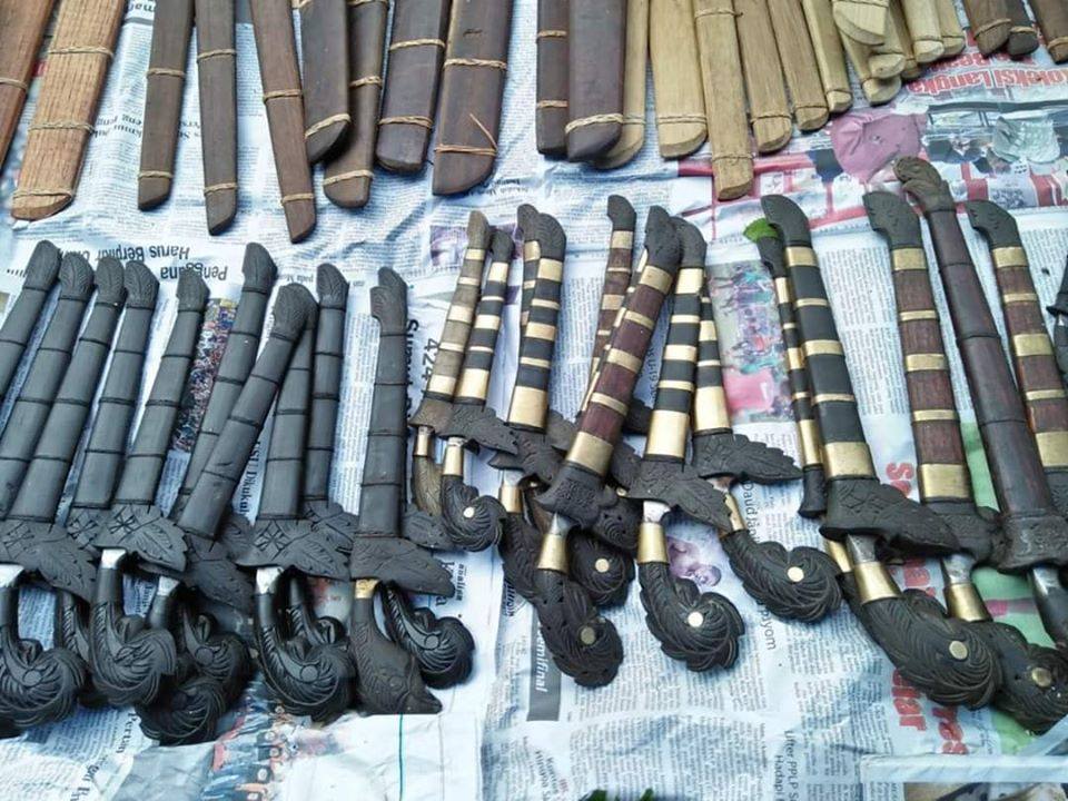 Tumbuk Lada Senjata Khas Suku Karo - Karo Gaul