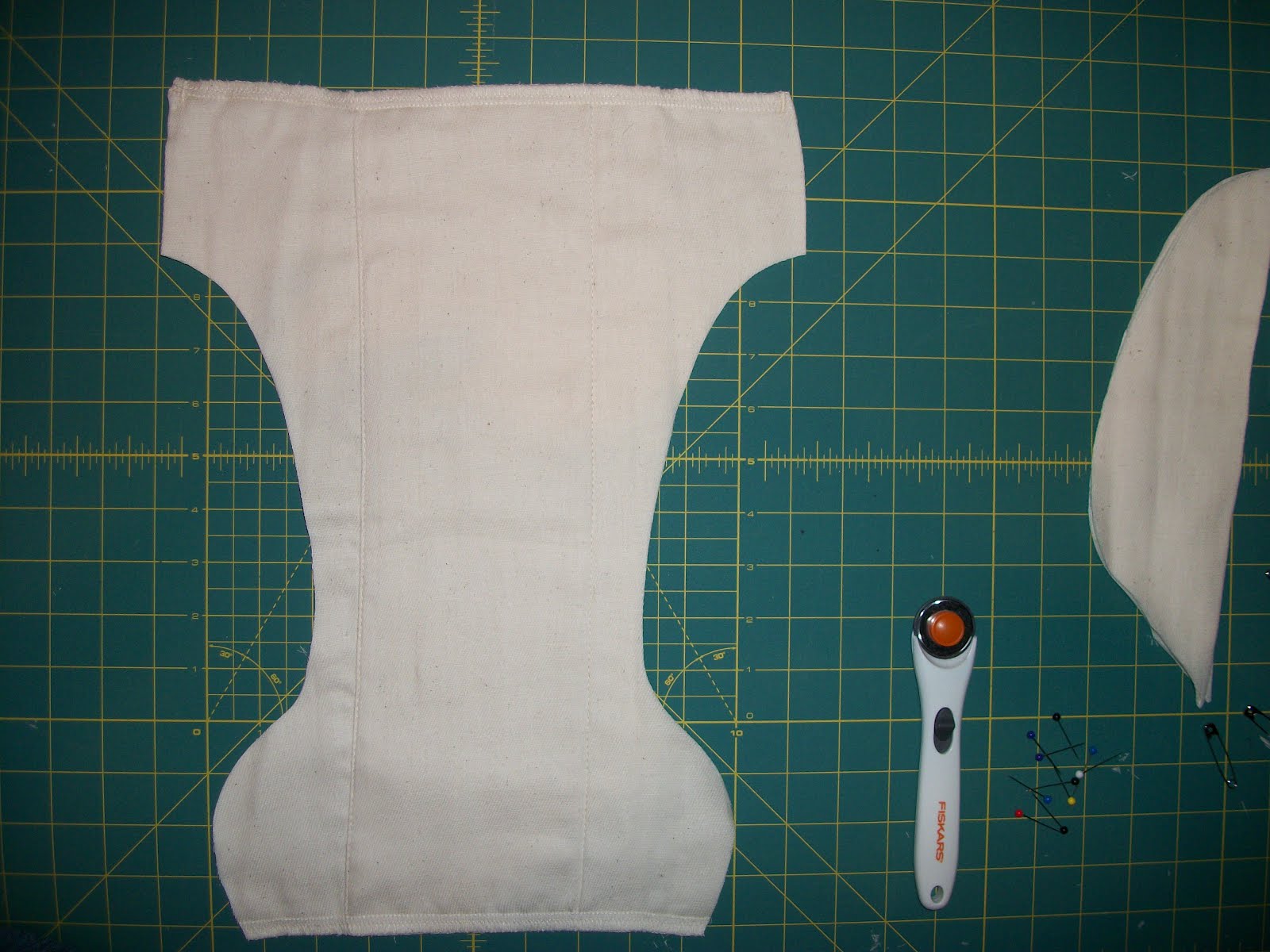Simple Diaper-Sewing Tutorials: Non-Serged Detail-Oriented Prefitted