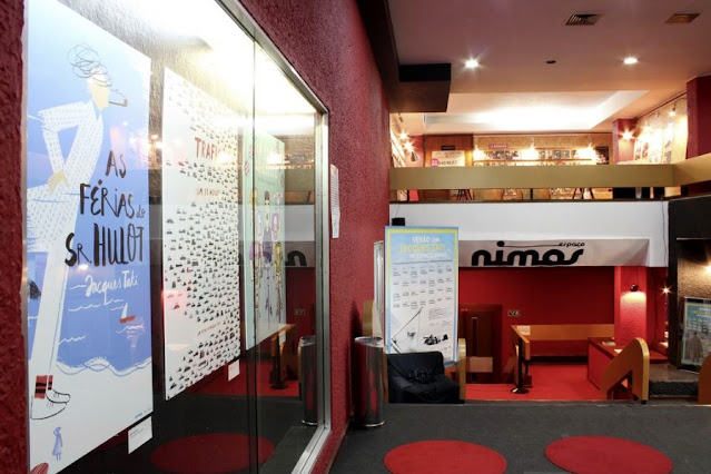 Actualmente o "Cinema Medeia Nimas" com uma capacidade para 240 ...