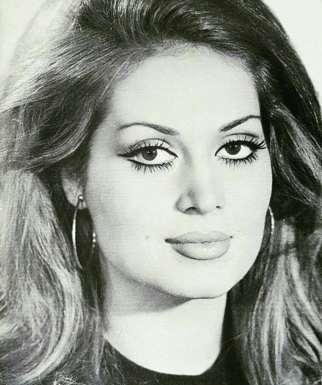 "Sultan" of the Turkish Cinema: Beautiful Photos of Türkan Şoray in the ...