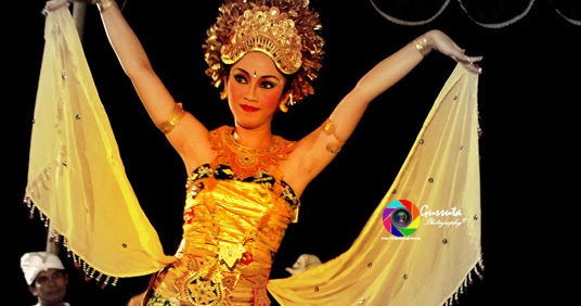 SECRET LIFE: Sinopsis Tari Daerah Bali : Oleg Tamulilingan & Puspanjali