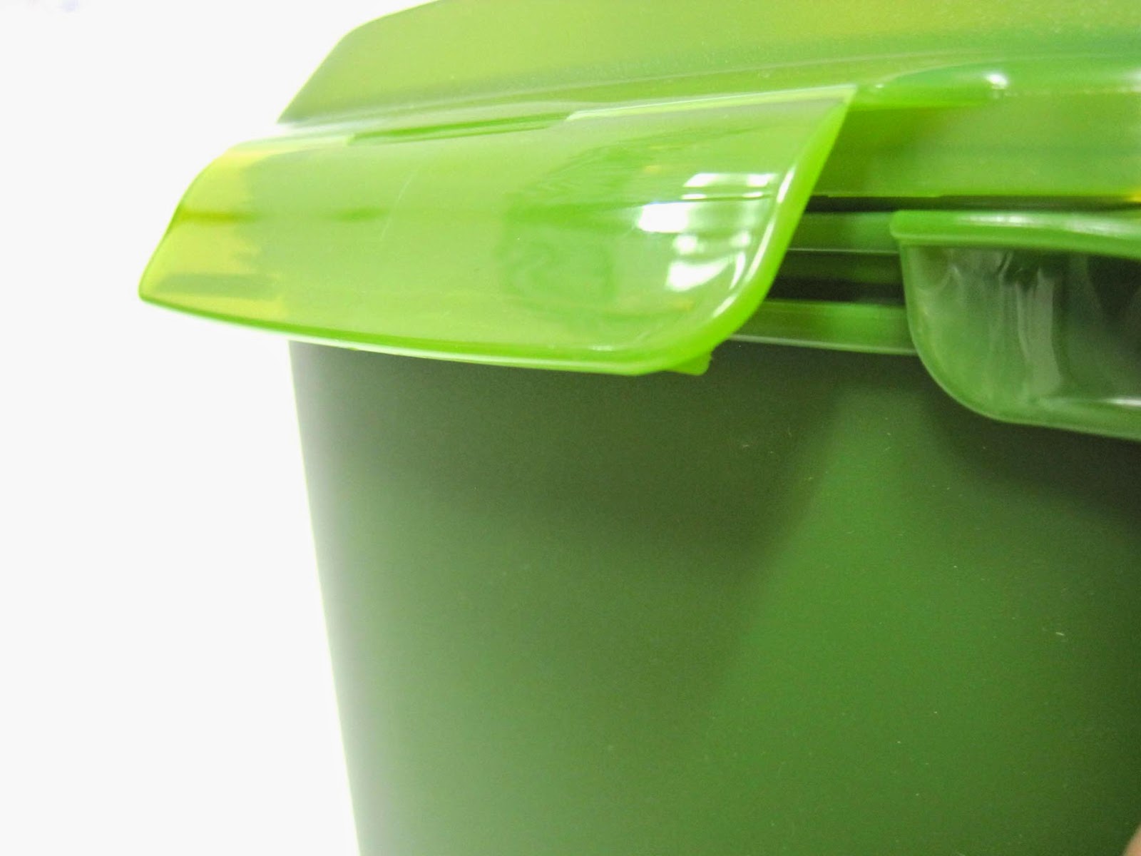 John Black Style's Korean Life: New Lock&Lock Food Waste Disposal Bin ...