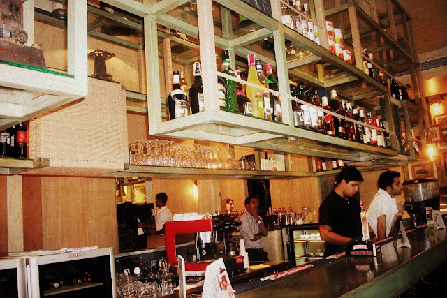 Mumbai Candid: Review: Mia Cucina, Powai