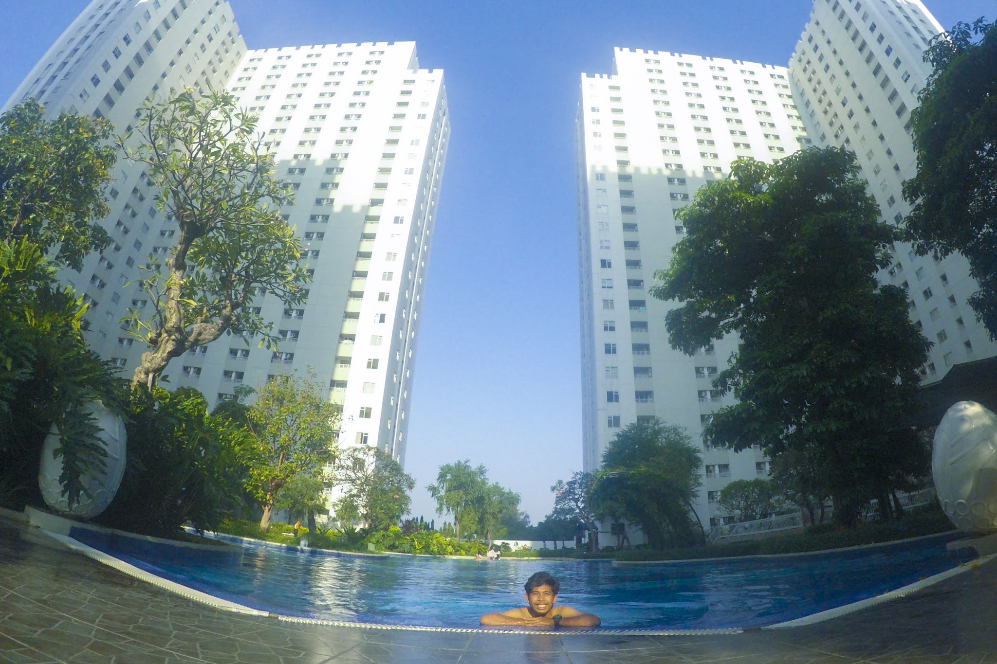 Obyek, Harga, Fasilitas dan Lokasi Sewa Apartemen Educity Surabaya