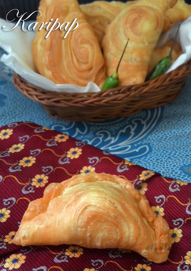 Dapur Keluarga, Hangat dan Nikmat: Karipap aka Curry Puff