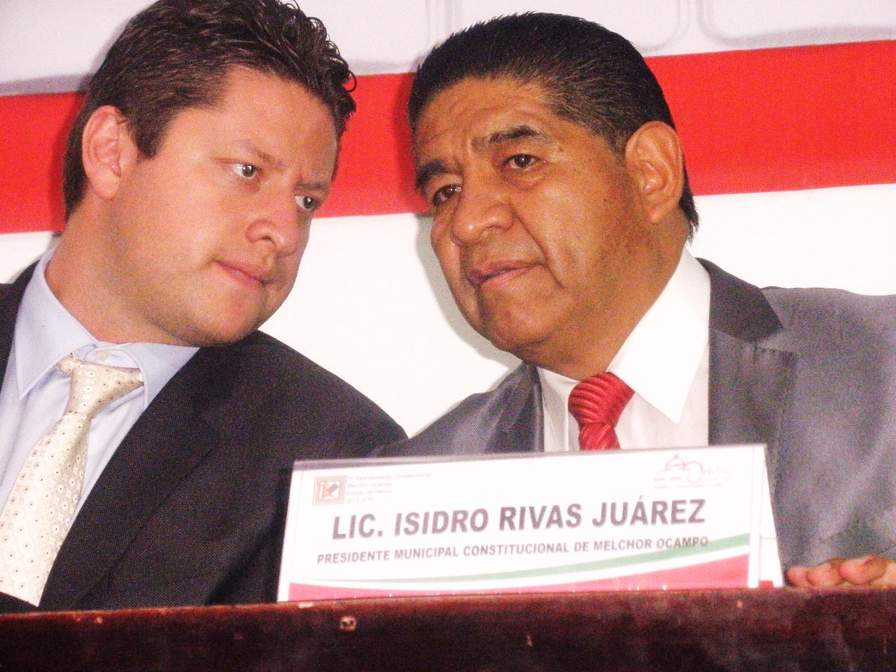 Presenta Isidro Rivas informe de 100 días en Melchor Ocampo