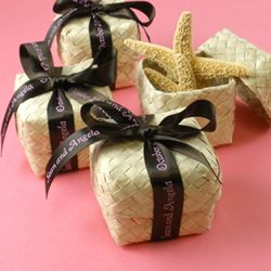Inspirasi Design : Trend doorgift cenderahati anyaman datang semula ...