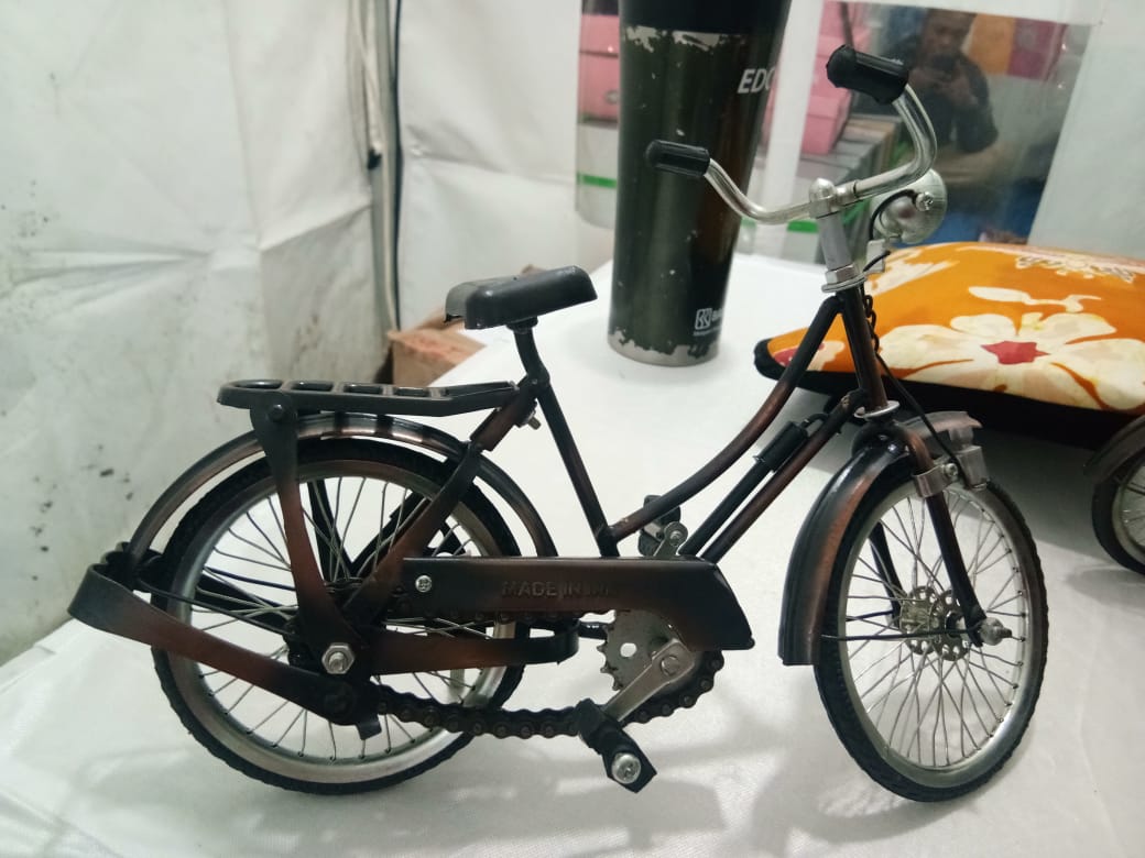 41+ Desain Miniatur Becak Images