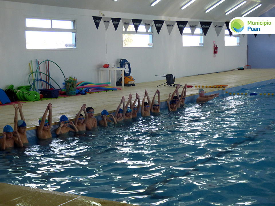 Darregueira noticias: Darregueira: comenzaron las clases de natación ... Darregueira noticias: Darregueira: comenzaron las clases de natación ...