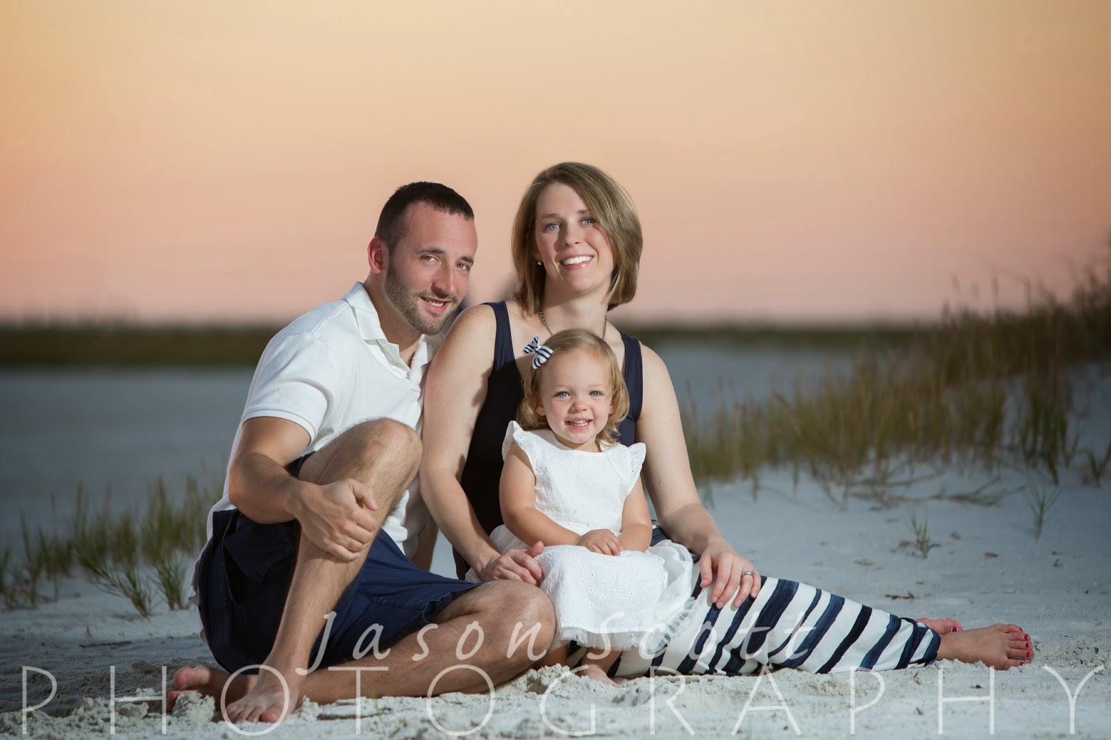Siesta Key Beach Portraits - Bohn Family | Jason Scott Photography