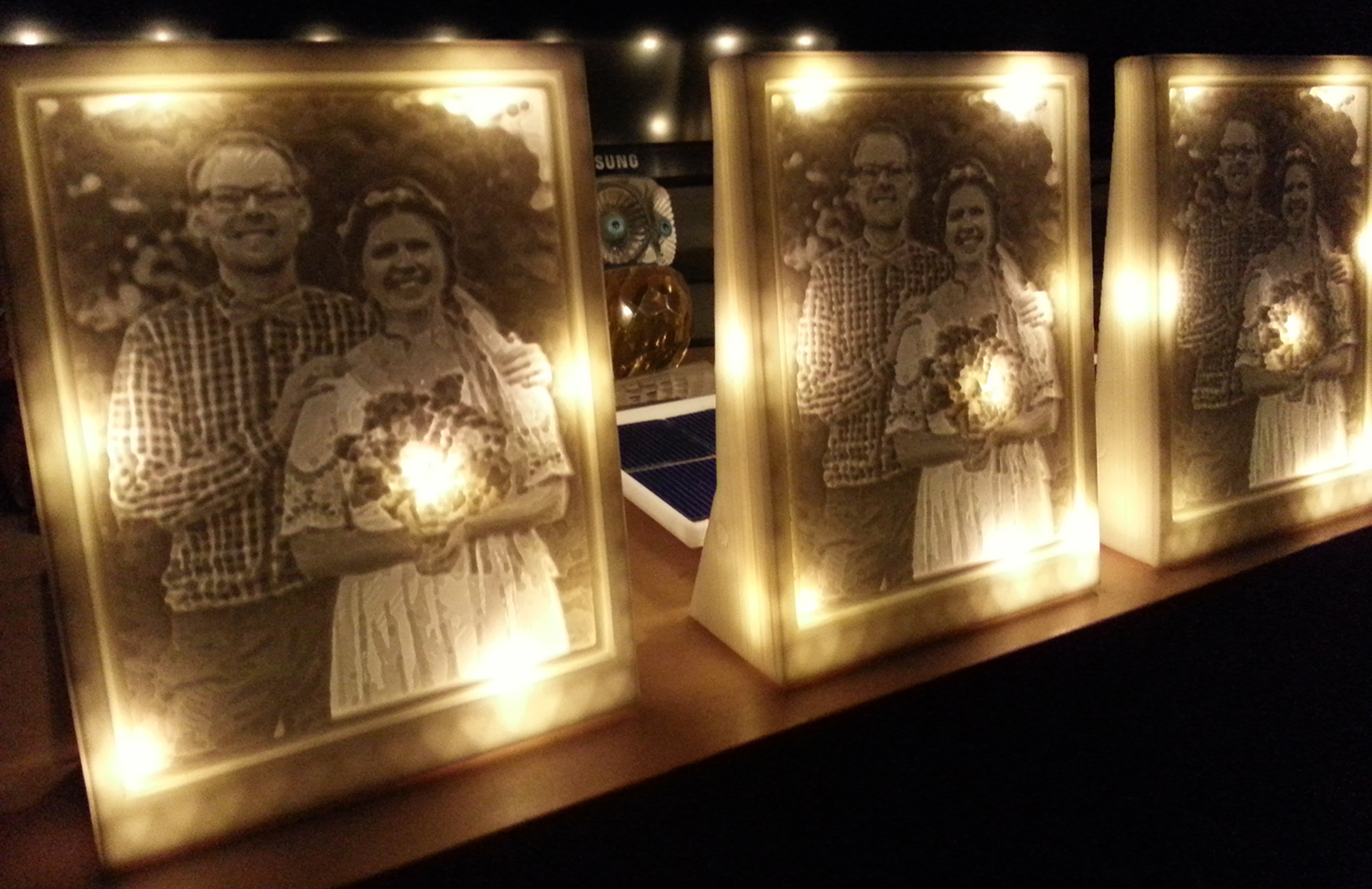 ANTALIFE's BLOG: PROJECT: Solar Picture Frame