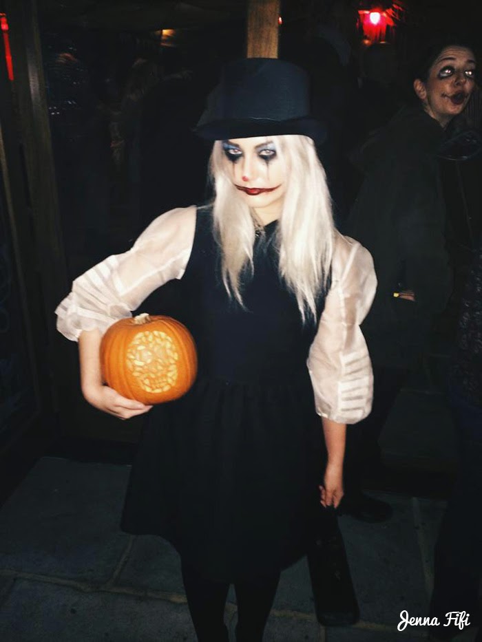 ‘Freak Show’ Halloween Makeup Tutorial and Costume – Jenna Fifi