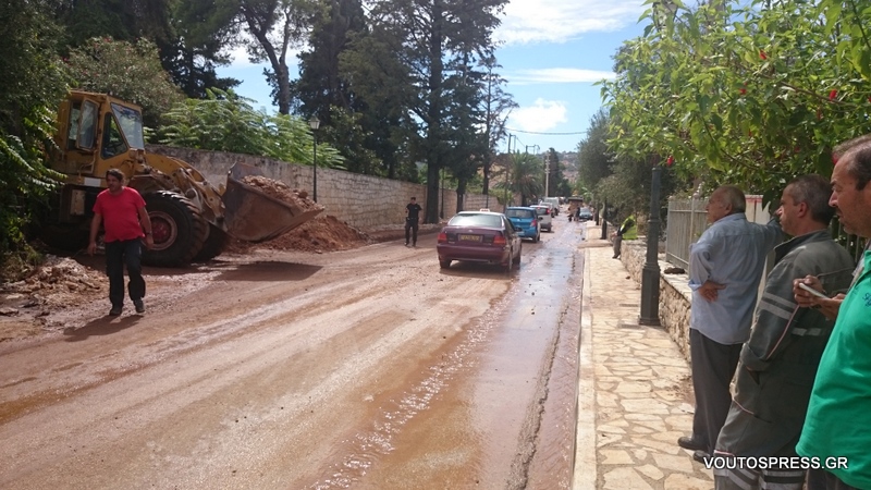 VOUTOSPRESS.GR: 2η μερα απο της Καταστροφες στην Κεφαλονια και ας ...