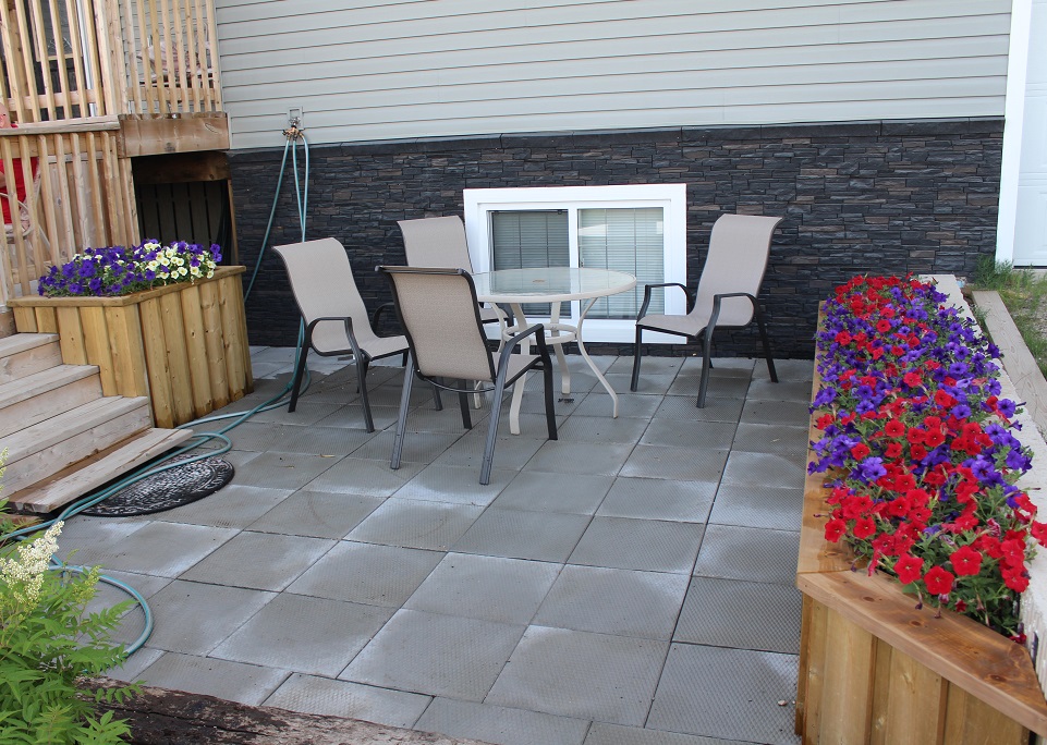 Living Our Lives Well: DIY Patio Planters