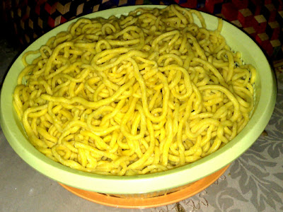 FAMILY JANNATI: MEE KUNING HAND MADE