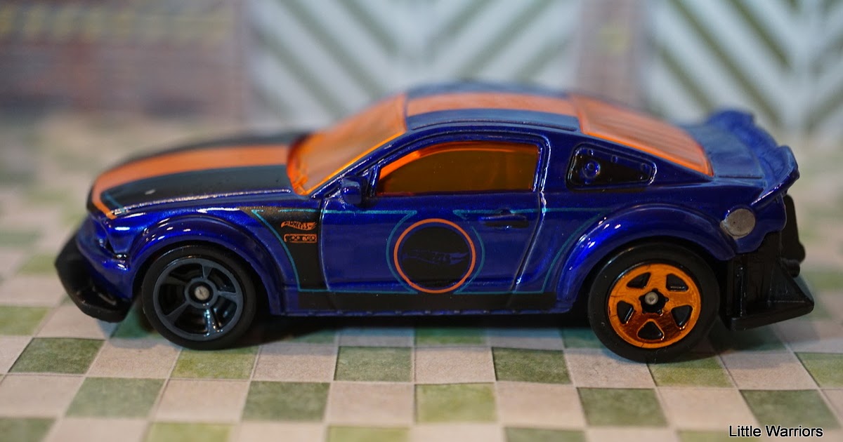 LEGO MOC SEMA Ford Mustang by NJDesign | Rebrickable - Build with LEGO