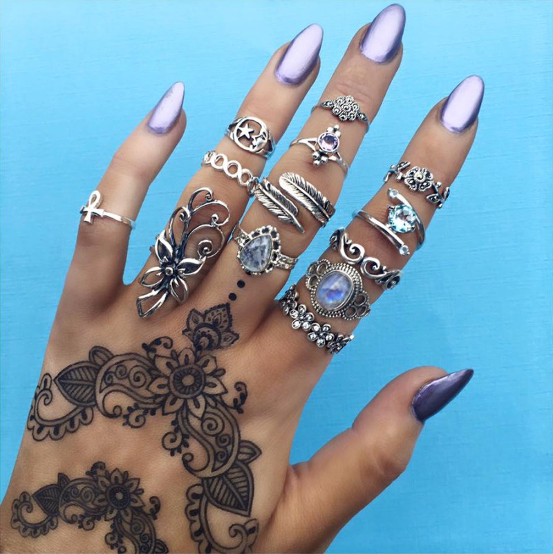 6 amazing moon jewellery for ladies - Ladies Fashionz