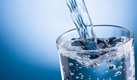 Know what are the benefits of lukewarm water.Why should you drink in ...