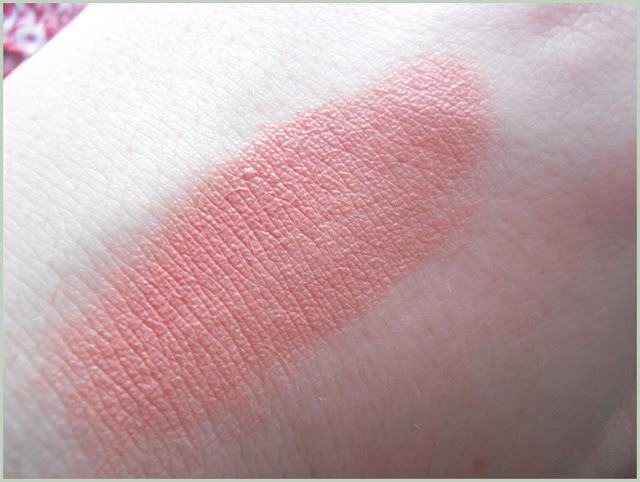 Beauty Bucket List: Stila Convertible Color in Gerbera | Review and Swatch
