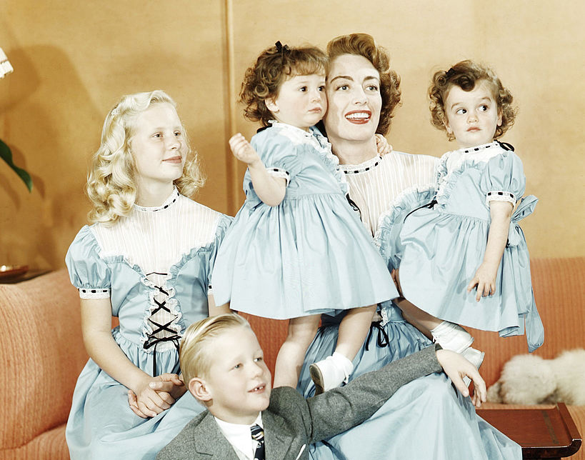 Mamãezinha Querida (Mommie Dearest, 1981) Lady Hollywood